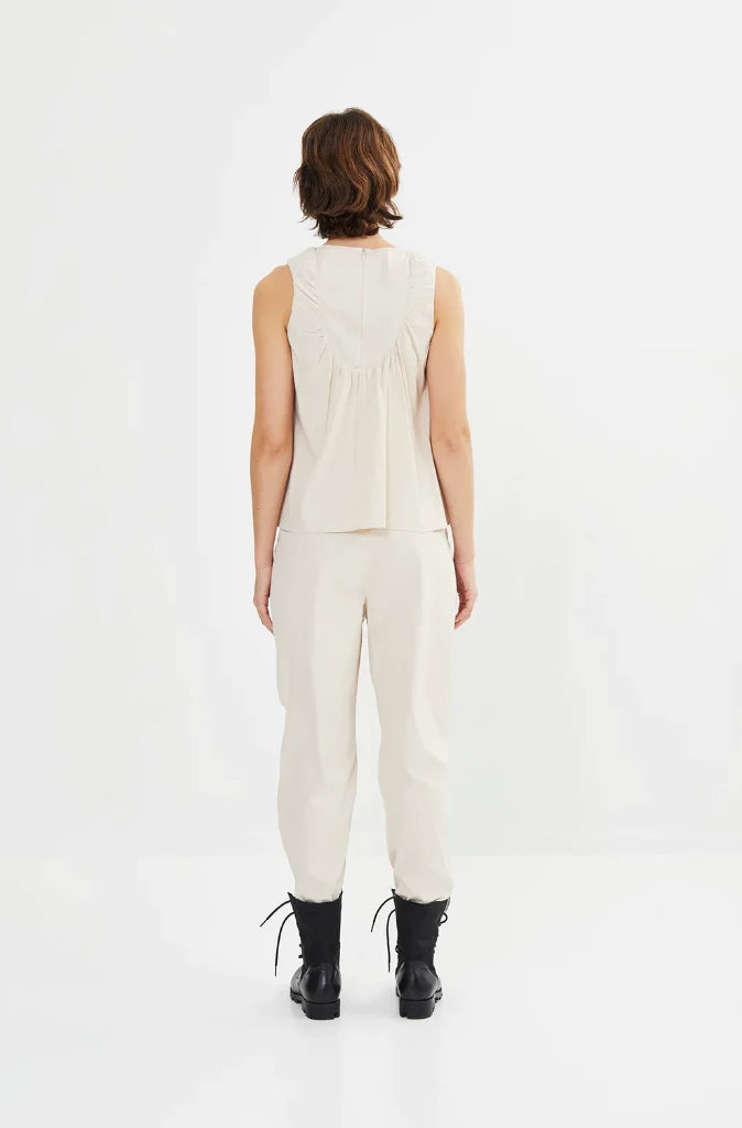 Rabens Saloner Raina Papery Pleat Pant in Chalk and Jade – Wild Paisley